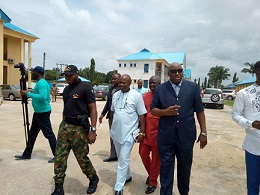 ORON PEOPLE ARE PEACEFUL-RECTOR – Maritime Nigeria